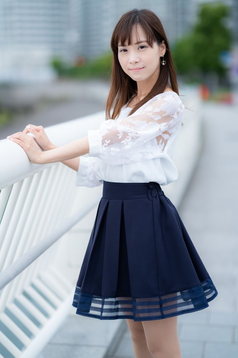 淑やか | しとやか | shitoyaka 是什么意思？-日文字典，日文中文（简体）字典 Mazii