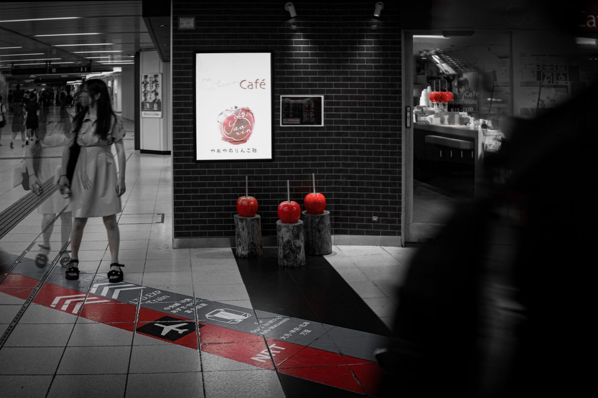 Candy apples. | GANREF