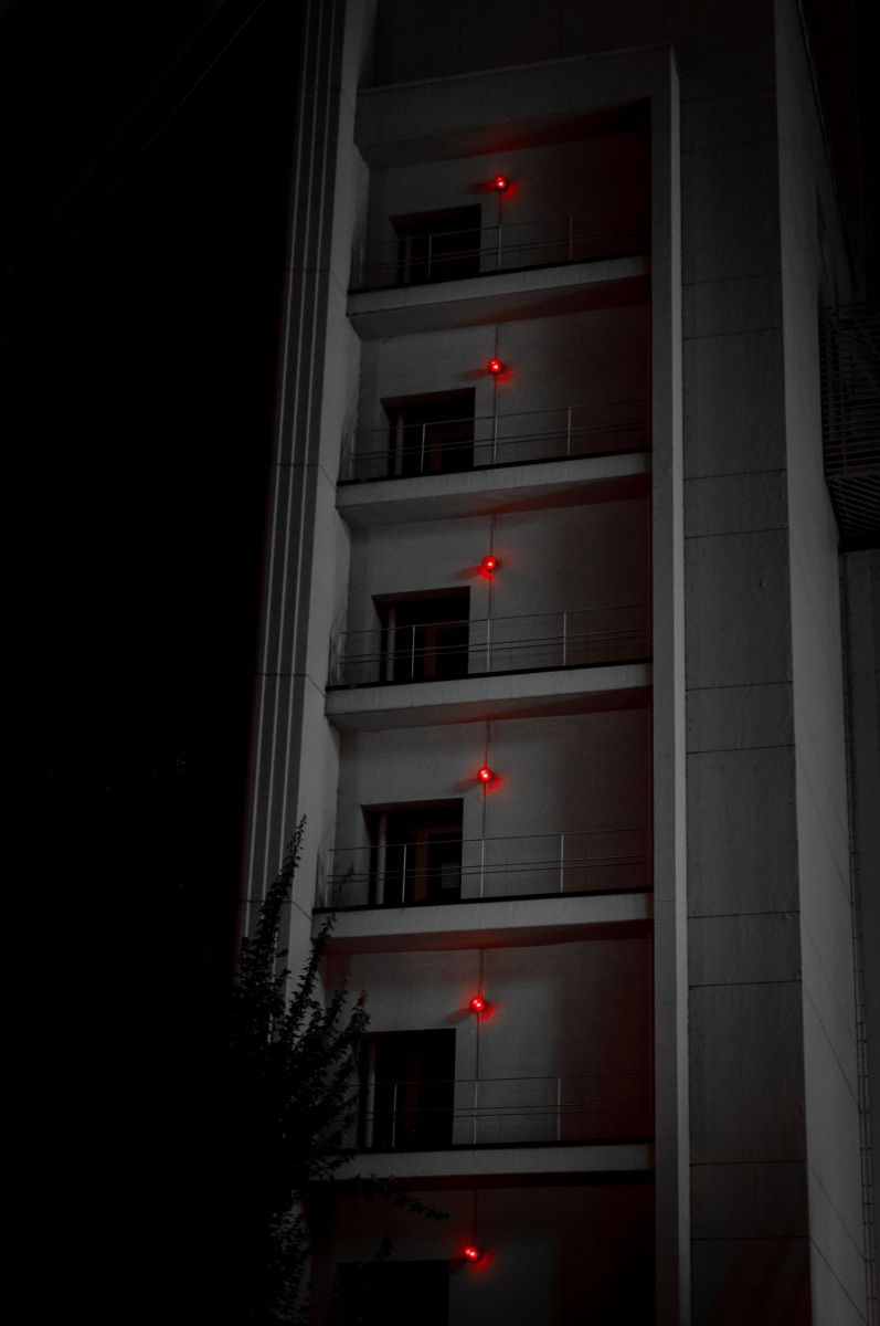 VIVIT -RED- | GANREF