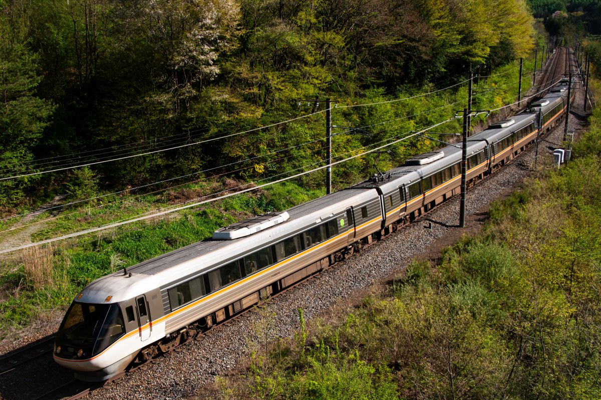 24.05.03-003 JR中央西線 383系しなの | GANREF