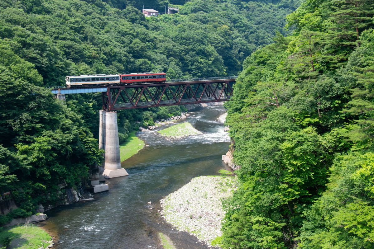 24.07.14-003 会津鉄道 AT-700形+AT-650形 | GANREF