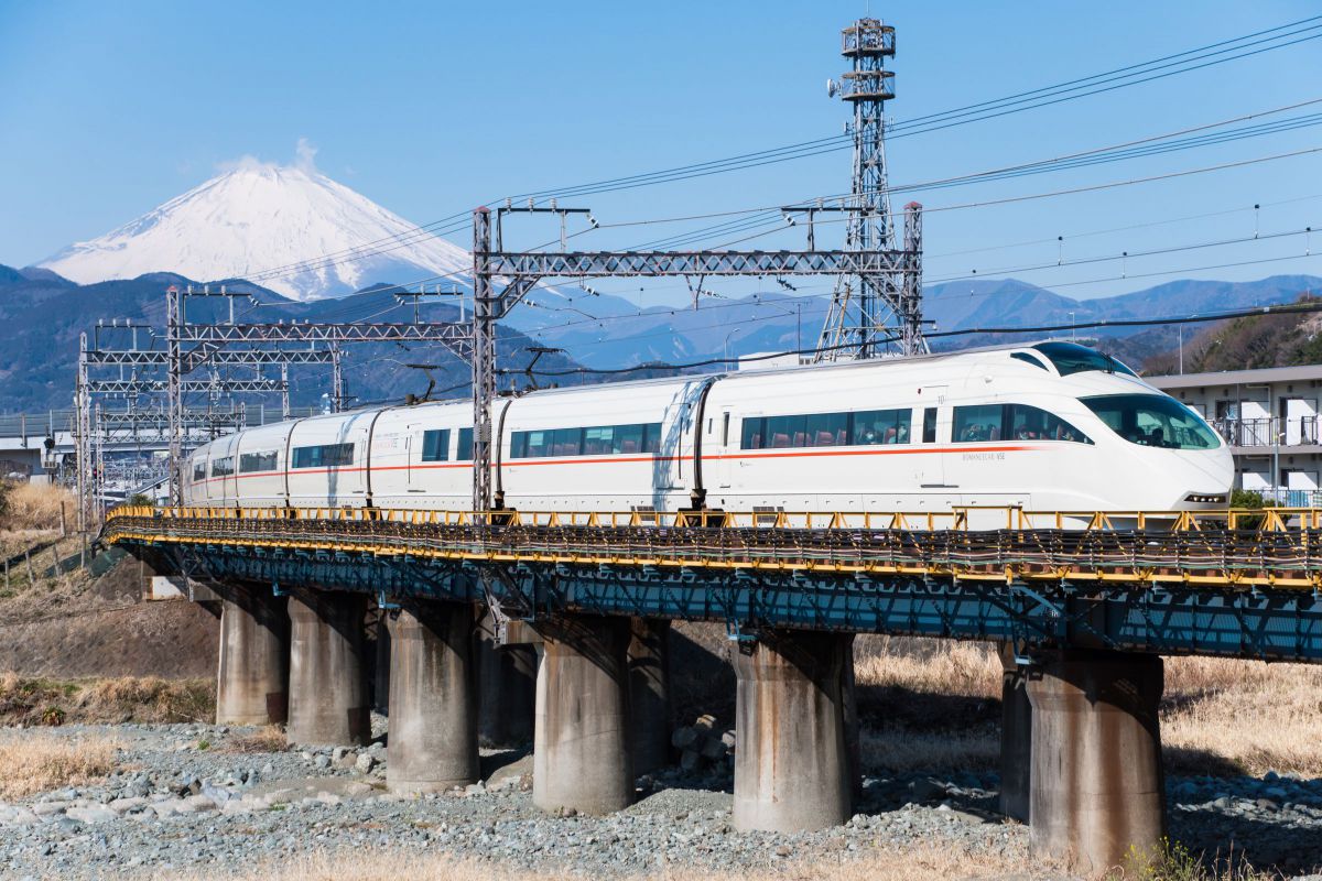 小田急電鉄 50000形 VSE 1 | GANREF