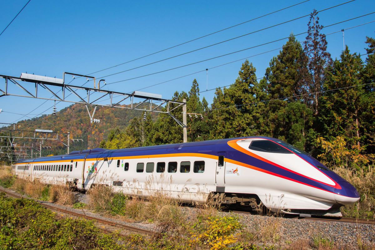 23.11.03-1 JR山形新幹線 E3系 つばさ | GANREF