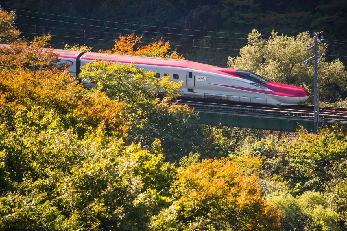 JR秋田新幹線 E6系 こまち 3 | GANREF