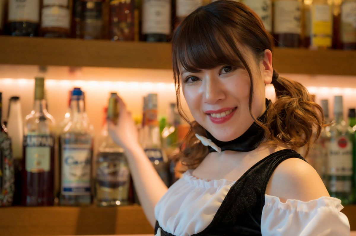 MIORI BAR 4 | GANREF