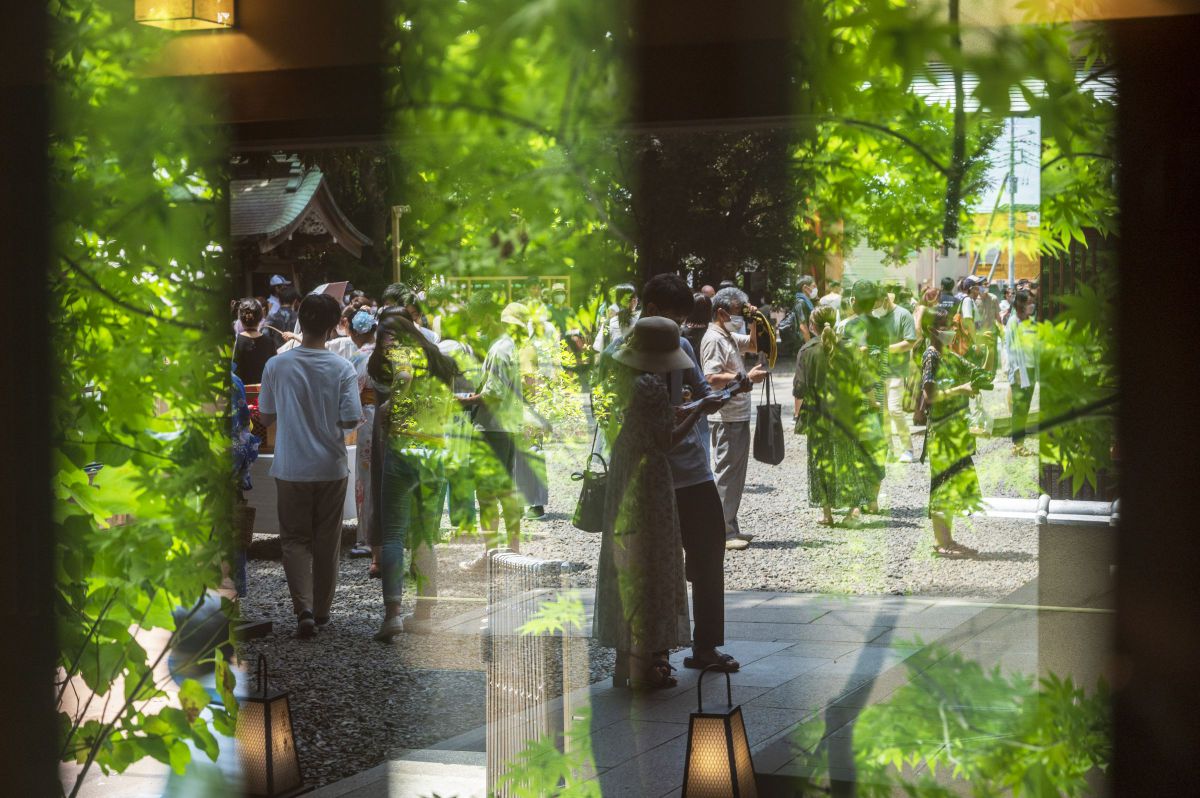 Extreme heat crowd | GANREF