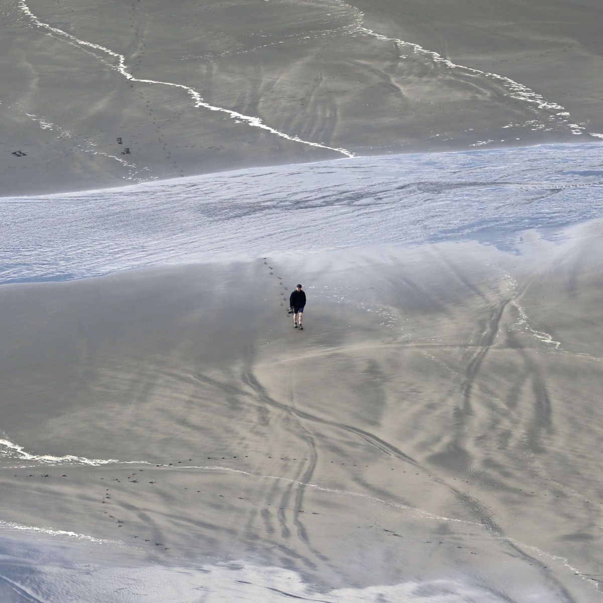 Across the River | GANREF