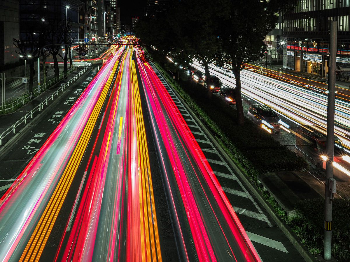 The coloured straight line | GANREF