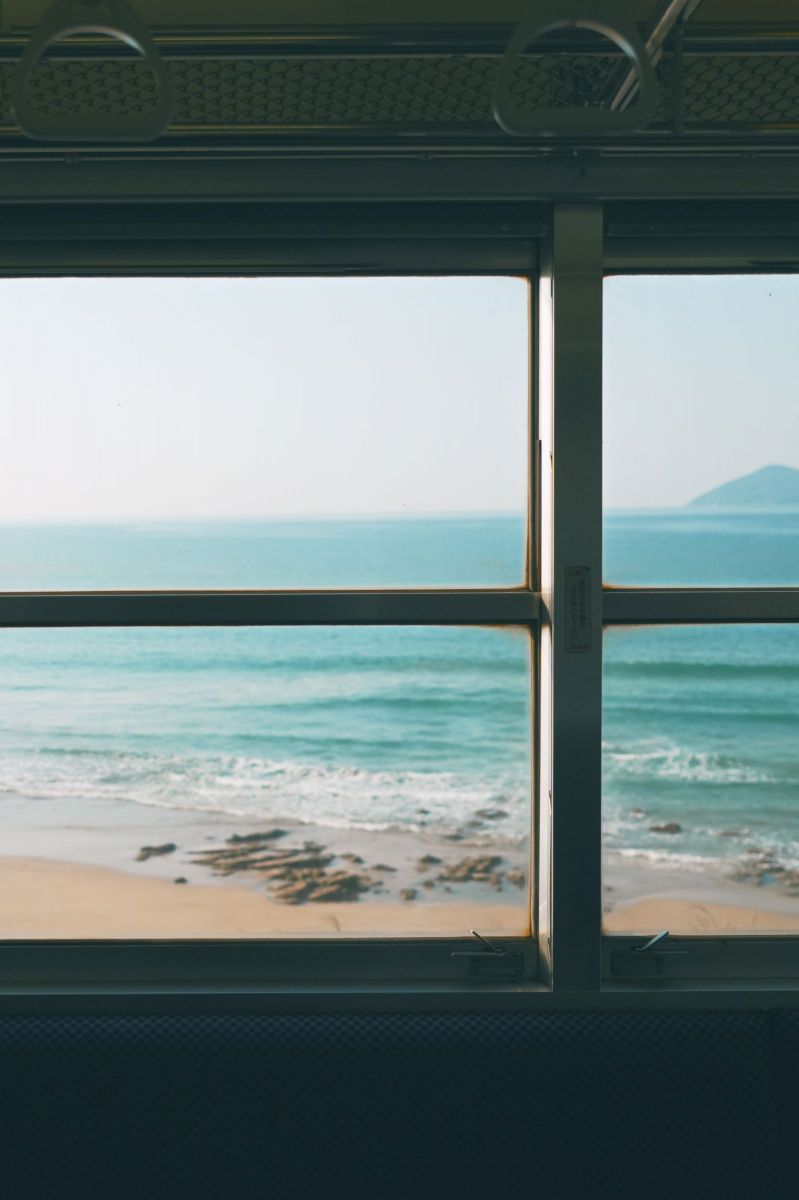 あと一駅、海を眺めていたい | GANREF