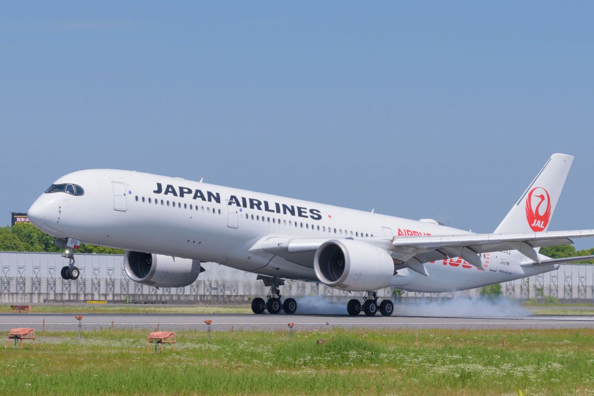 着陸 AIRBUS A350 | GANREF