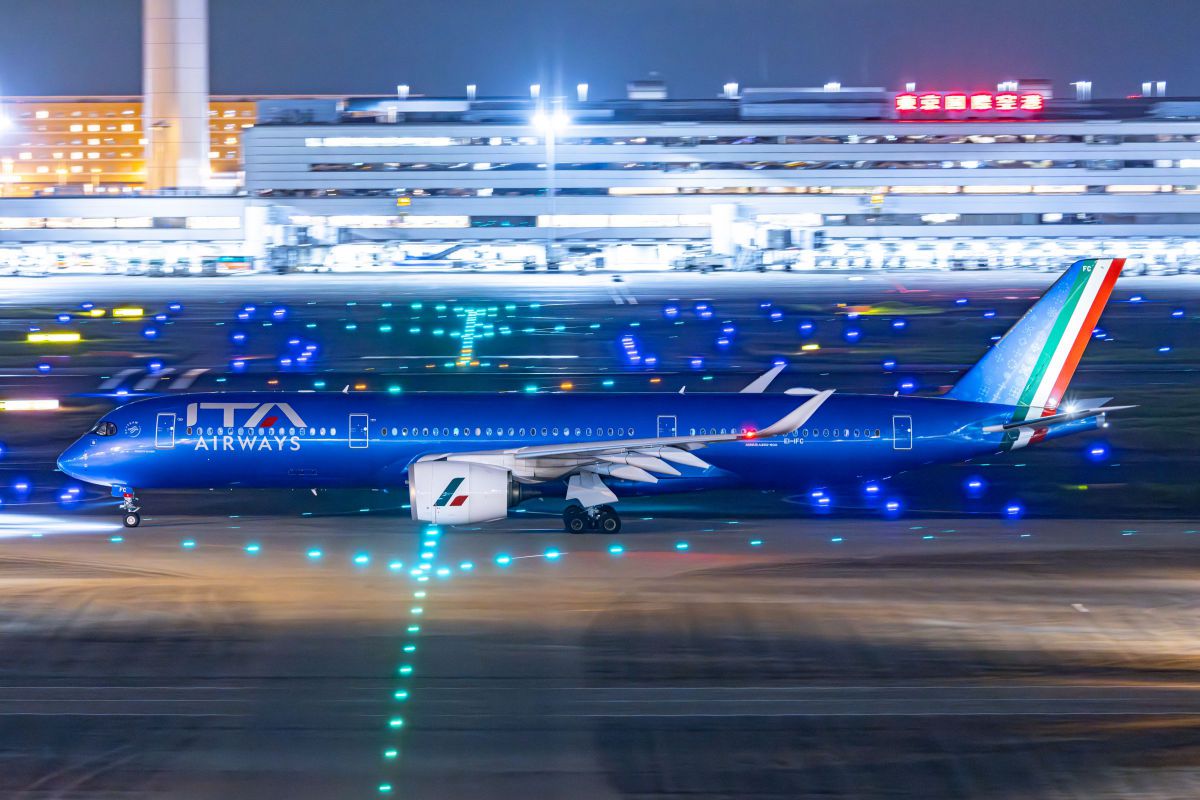 夜のITA Airways | GANREF