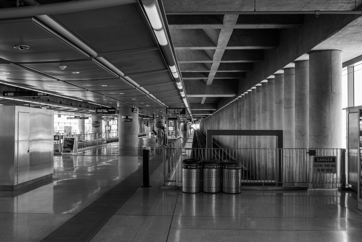 SFO B&W snap 6 | GANREF