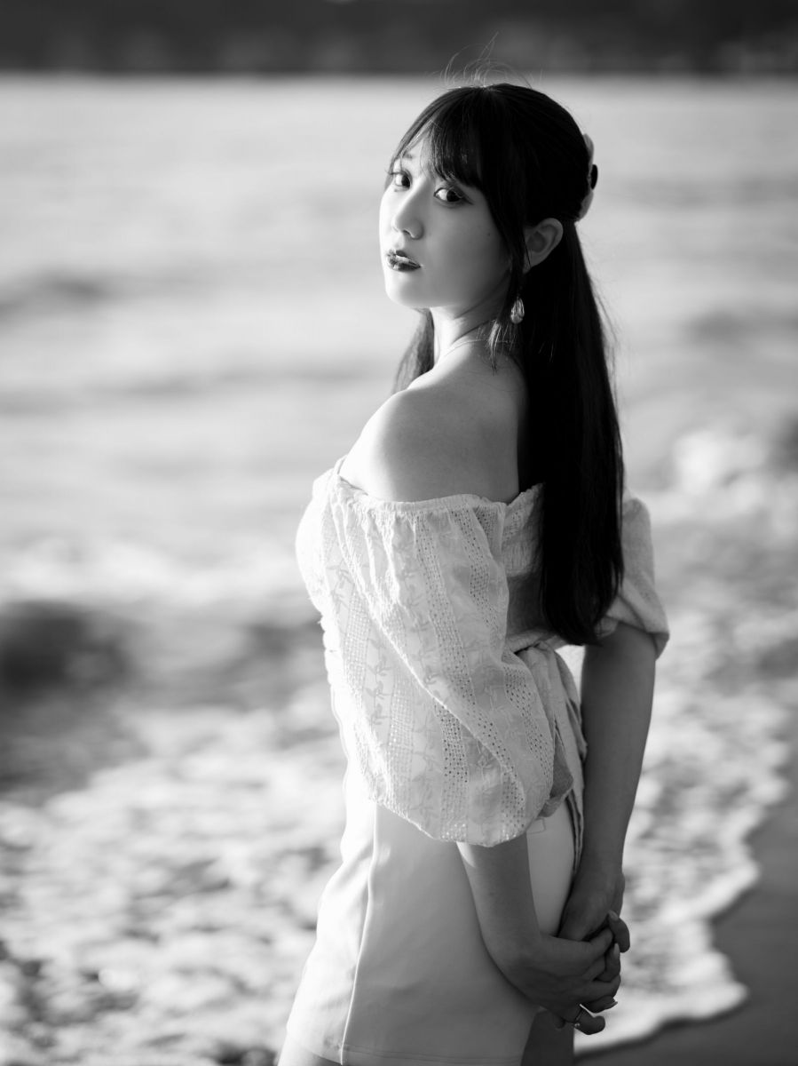 Girl with Seashell Earring | GANREF