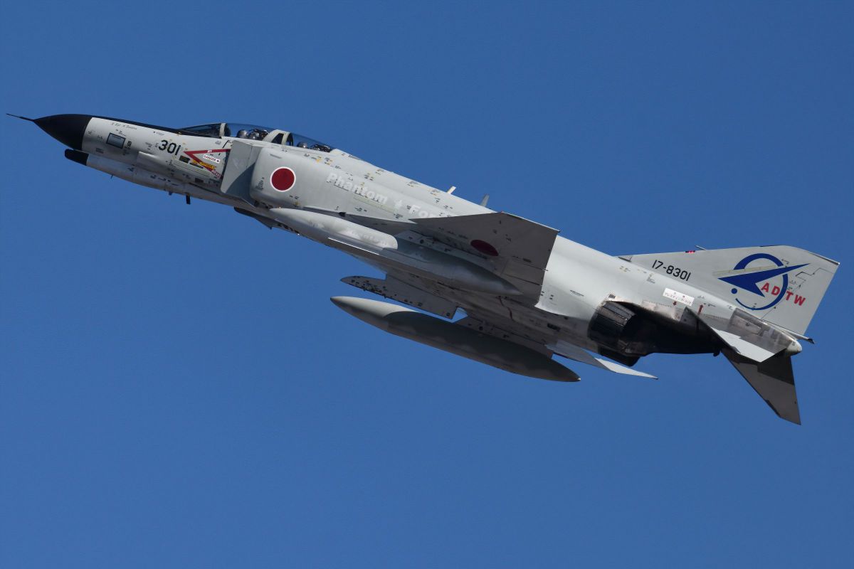 岐阜基地 F-4EJ ファントムII初号機 ハイレートクライム | GANREF