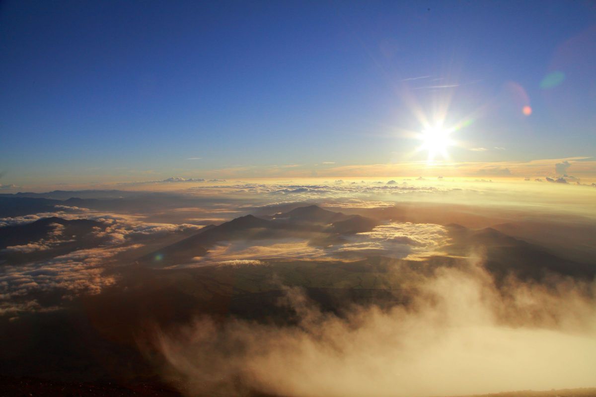 SUNRISE AT FUJI SUMMIT | GANREF