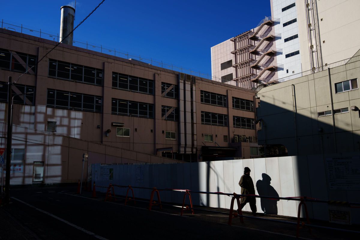 Under construction Tachikawa | GANREF