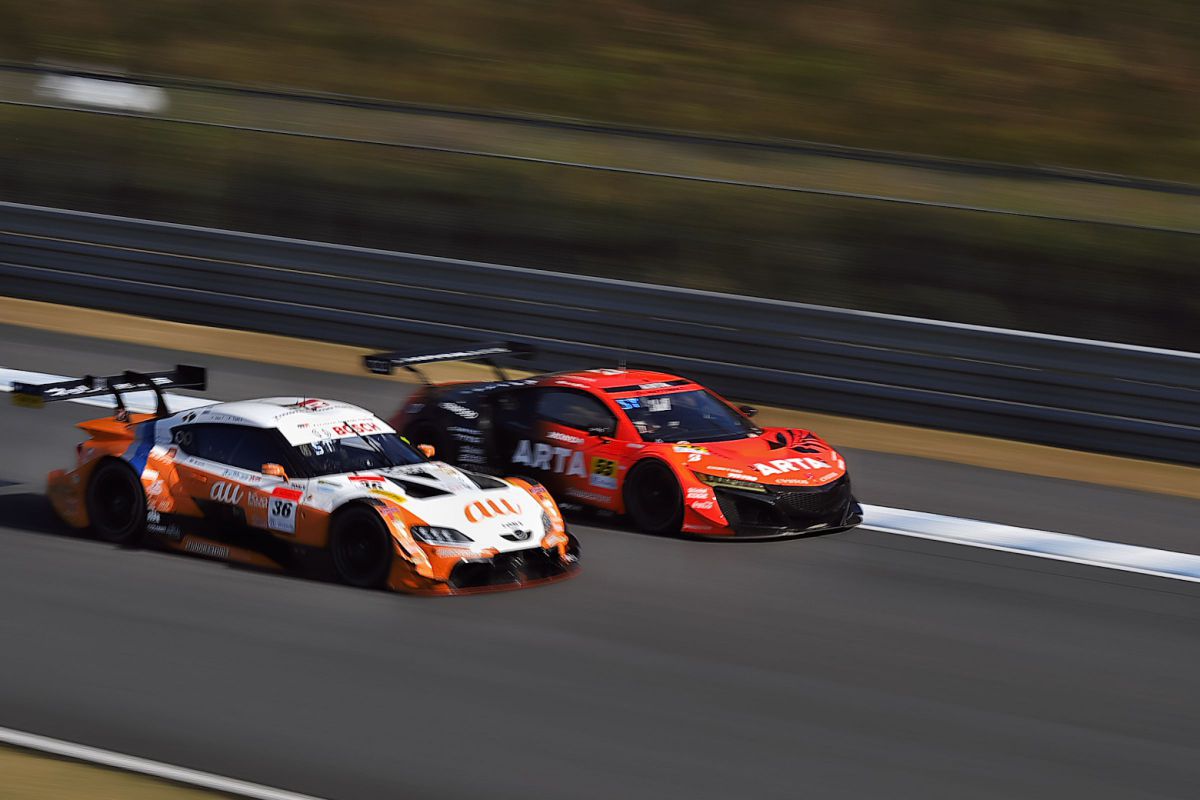 Side by Side Ⅱ | GANREF