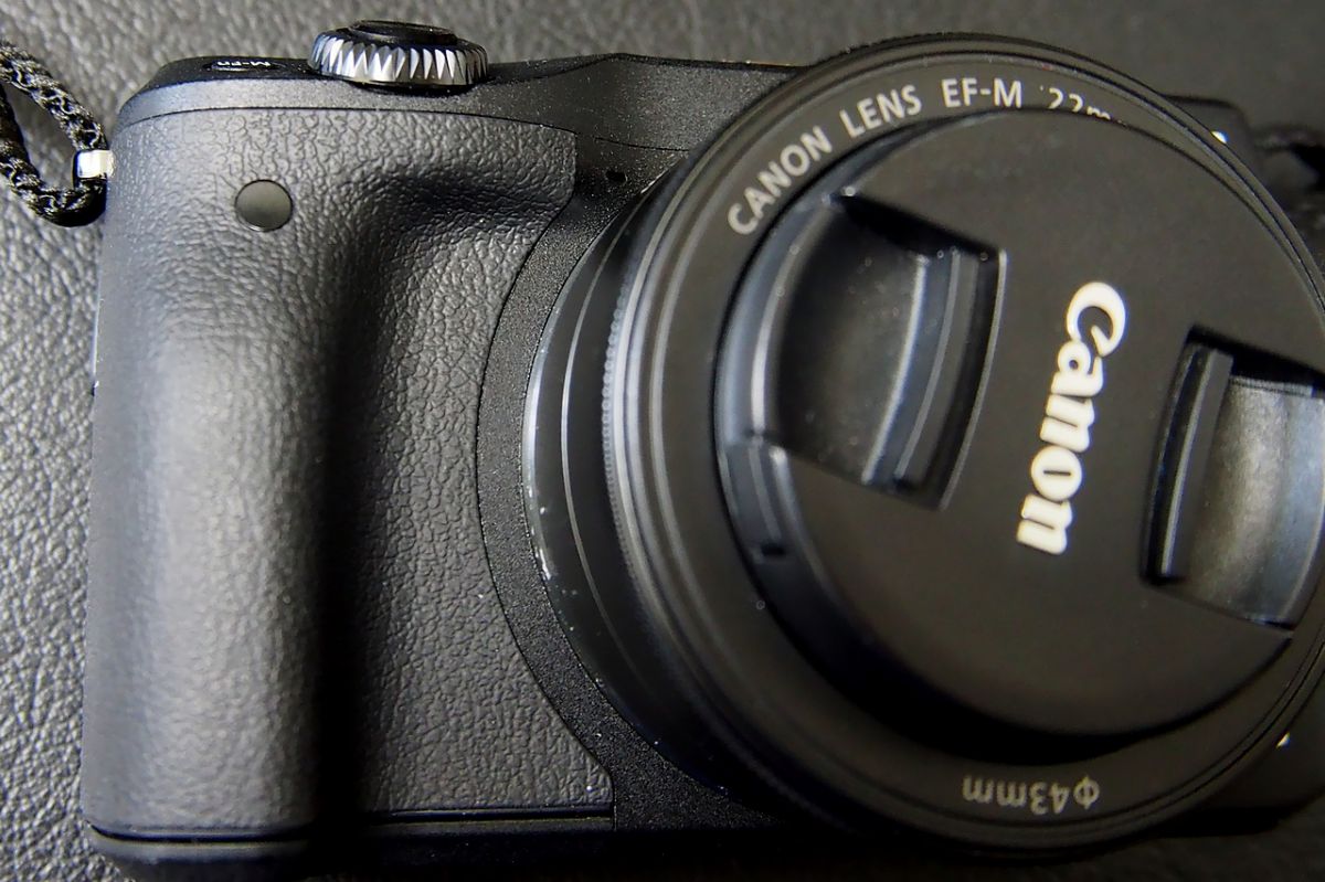 「EOS M3ファン」の試作機体験記 【絶妙なホールド感を楽しむ編】 | GANREF