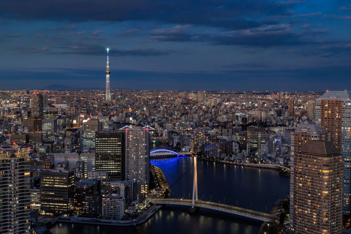 blue moment | GANREF