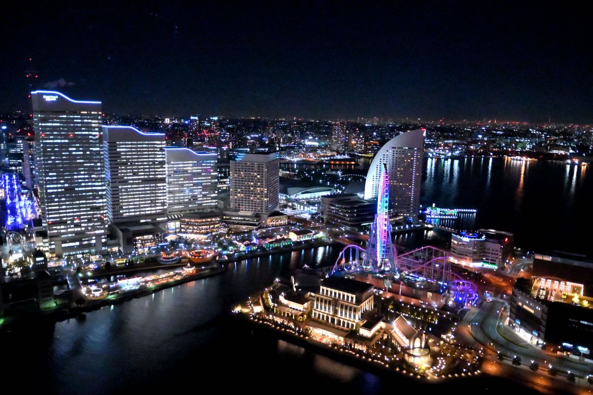 夜のみなとみらい中心部 | GANREF