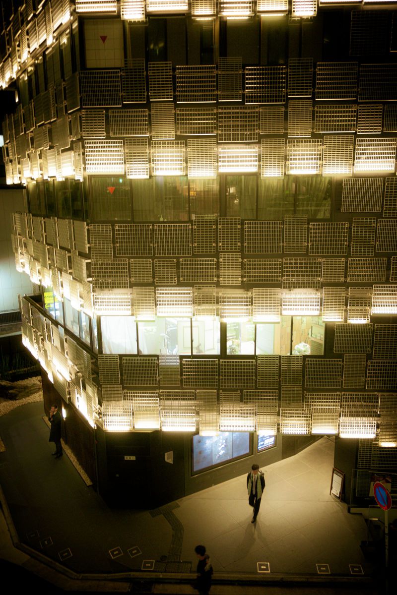 Bright Building | GANREF