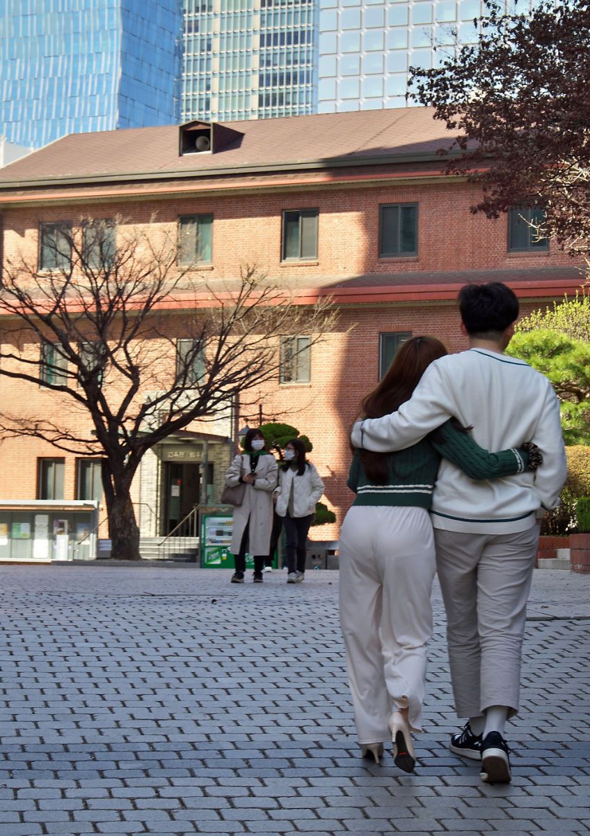 One day in seoul 3 | GANREF