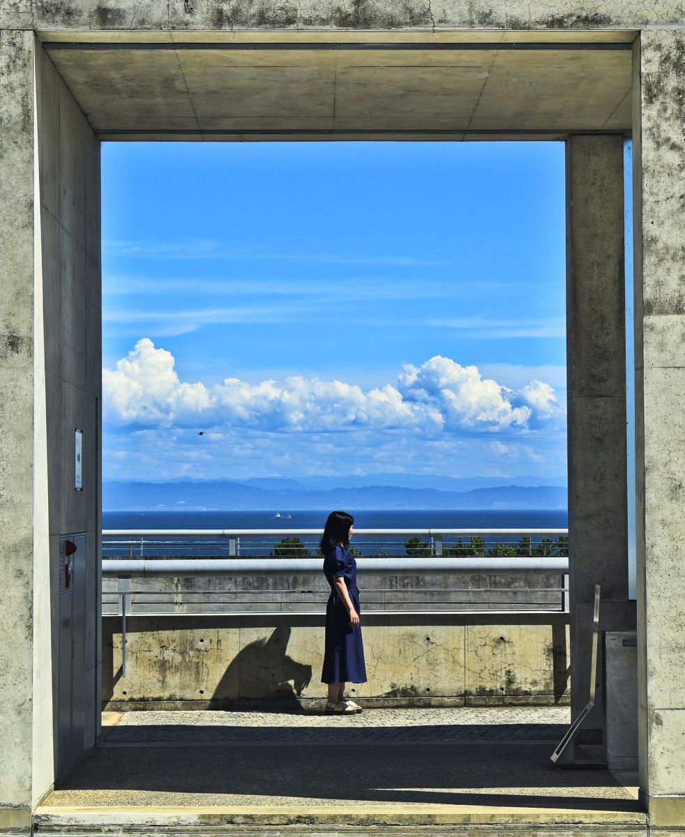 絵の中の彼女 | GANREF