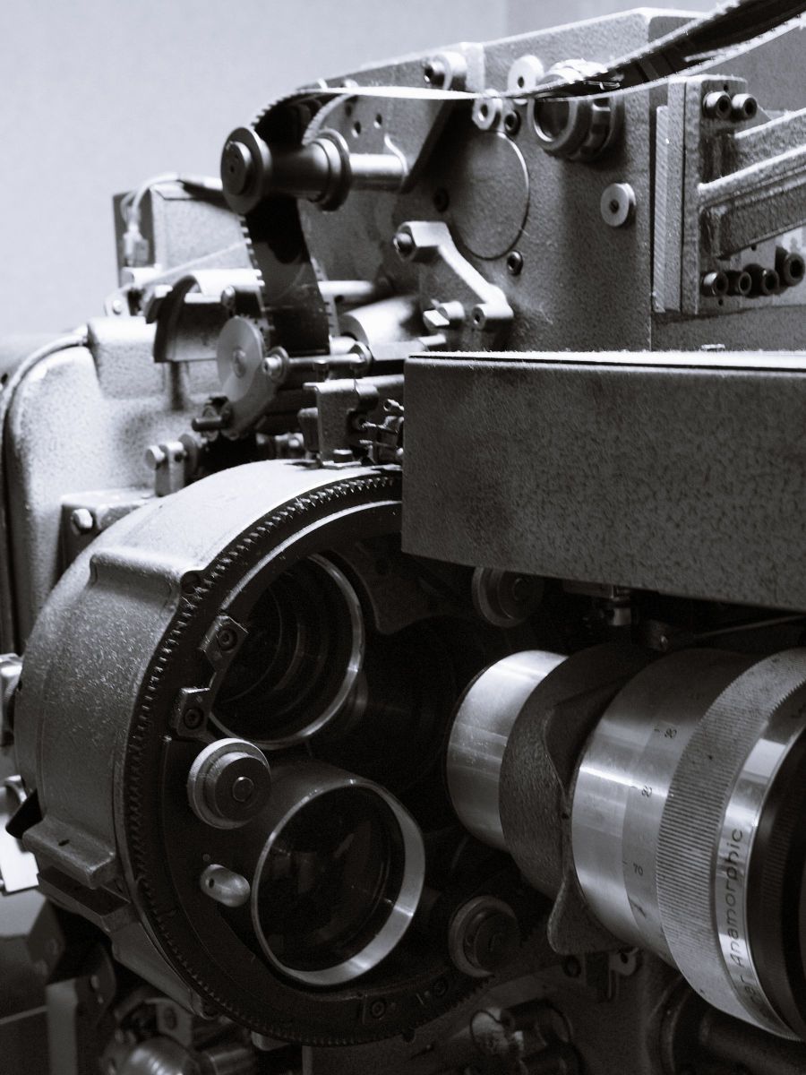 在りし日の映写機 Type-A | GANREF